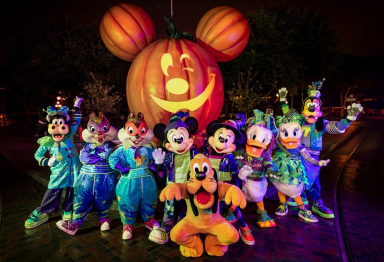 Disneyland Resort Celebrates Fall Beginning Aug. 22, 2025 with ...